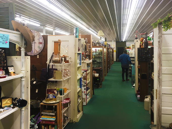 Moorhead Antique Mall 7