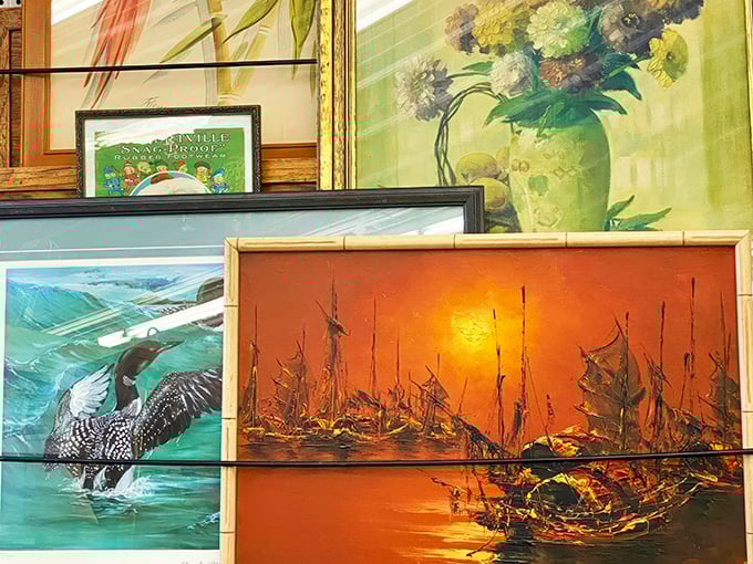 Moorhead Antique Mall 8