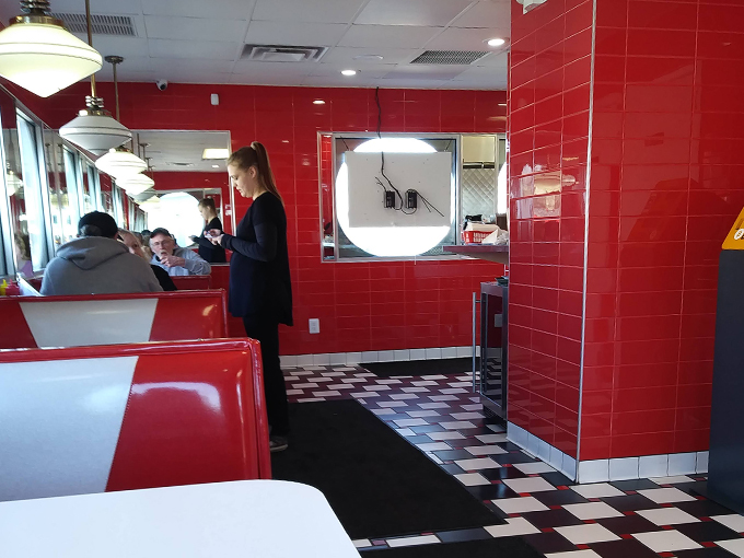 nicky d's burgerz 7