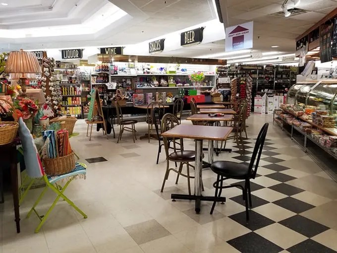 Oliver T's Market 2
