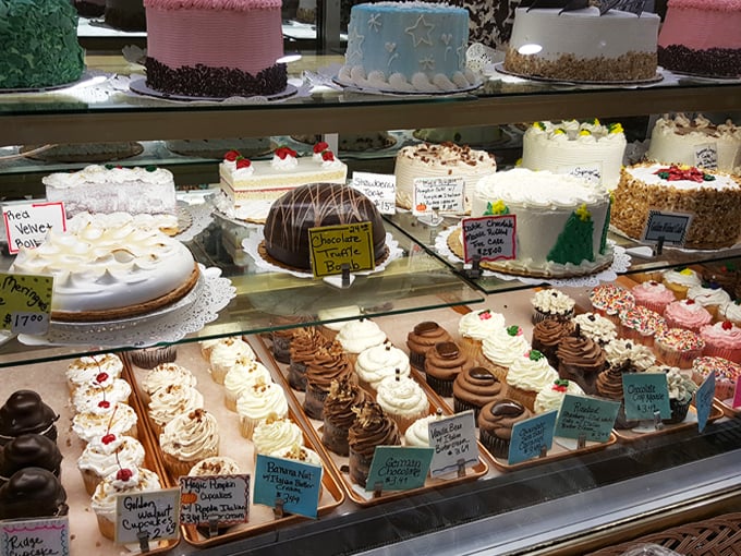 Oliver T's Market 8