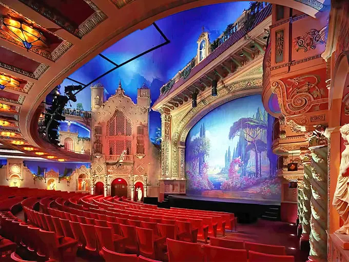 Olympia Theater 1