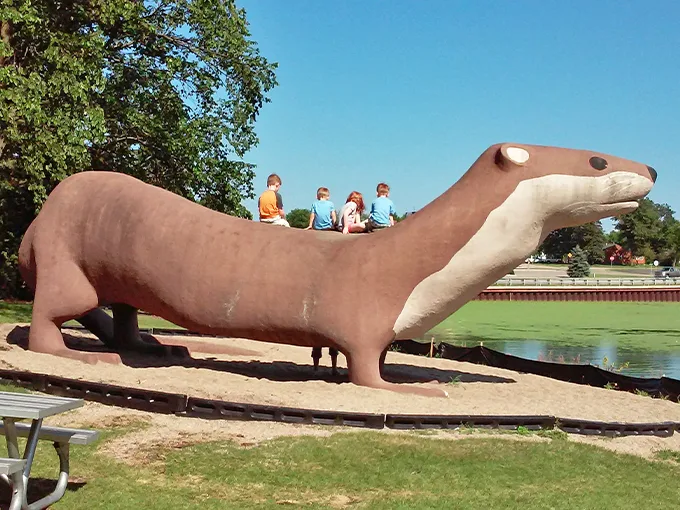 Otto the Otter 1