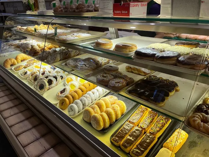 Paielli’s Bakery 3