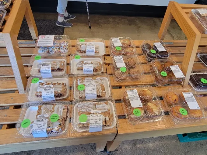 Paielli’s Bakery 7