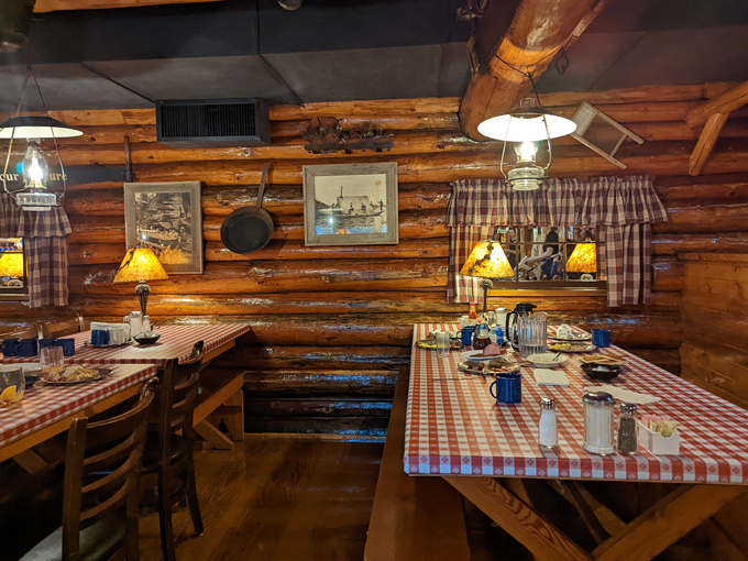 Paul Bunyan's Cook Shanty 9