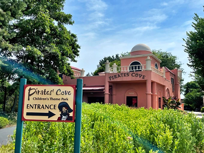 Pirates' Cove 1