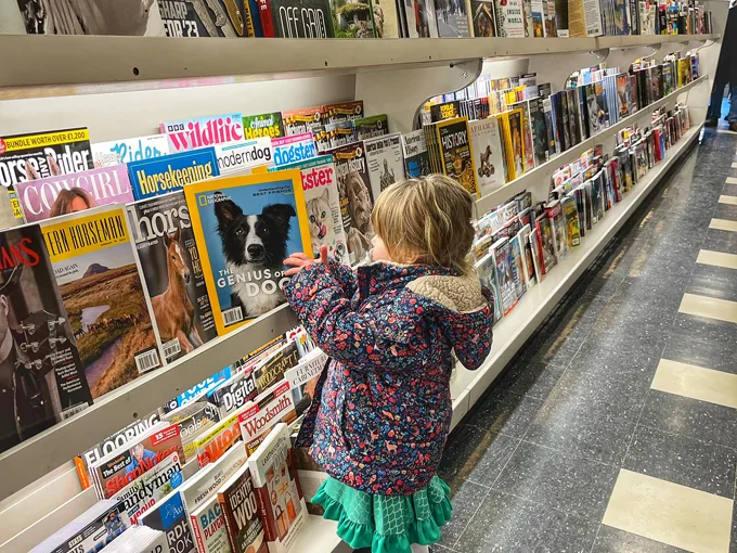 Readers World 9