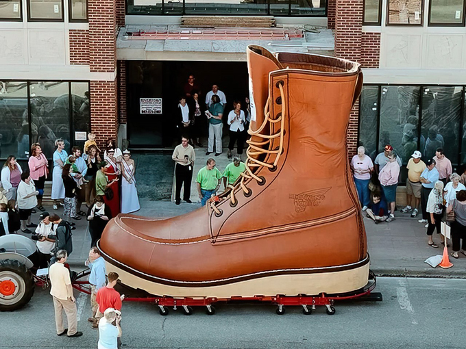 Red Wing 2