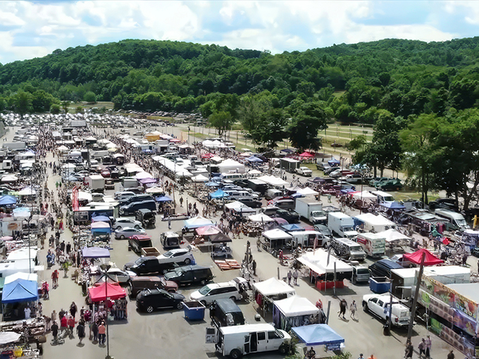 Rogers Flea Market & Auctions 1