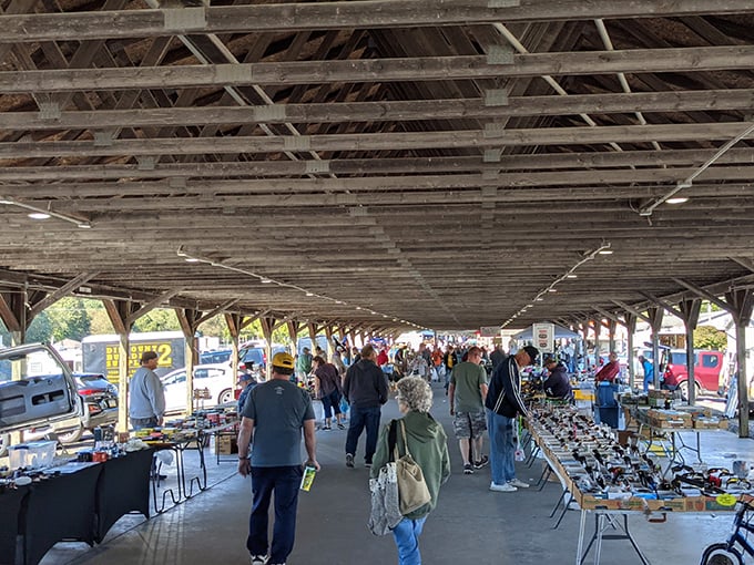 This Massive Flea Market In Ohio Is Home To More Than 1,600 Merchants
