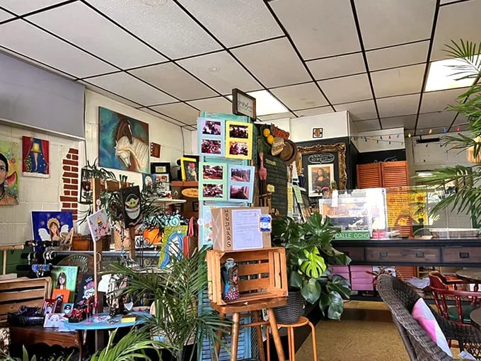 Sabor Miami Cafe and Gallery 2
