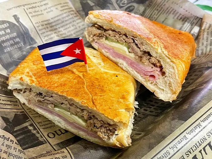 Sabor Miami Cafe and Gallery 3