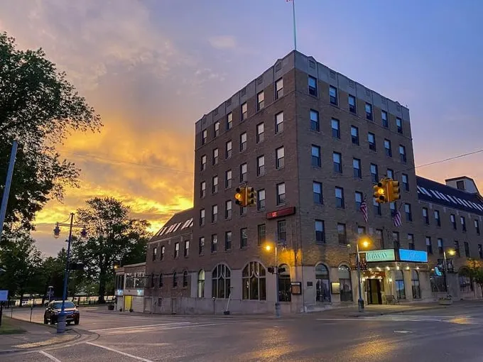 Sault Ste. Marie 9