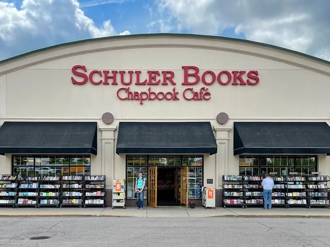 Schuler Books Grand Rapids 1