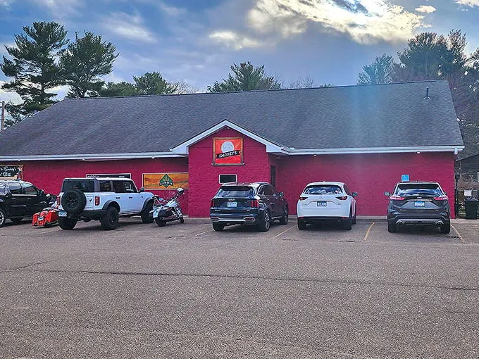 Smokey's Pub N' Grill 1
