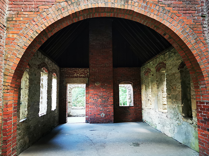 Squire's Castle 6