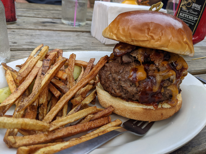 Stony Ridge Resort & Cafe 4