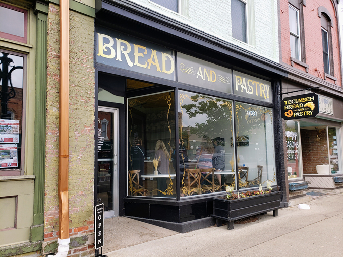 Tecumseh Bread & Pastry (Tecumseh)