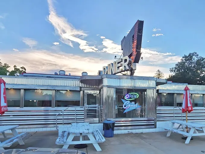Comet Classic Diner & Creamery 1