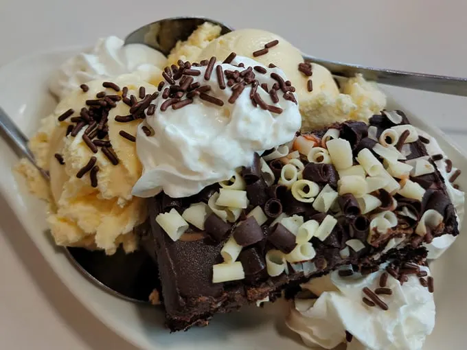 Comet Classic Diner & Creamery 5