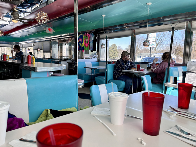 Comet Classic Diner & Creamery 9