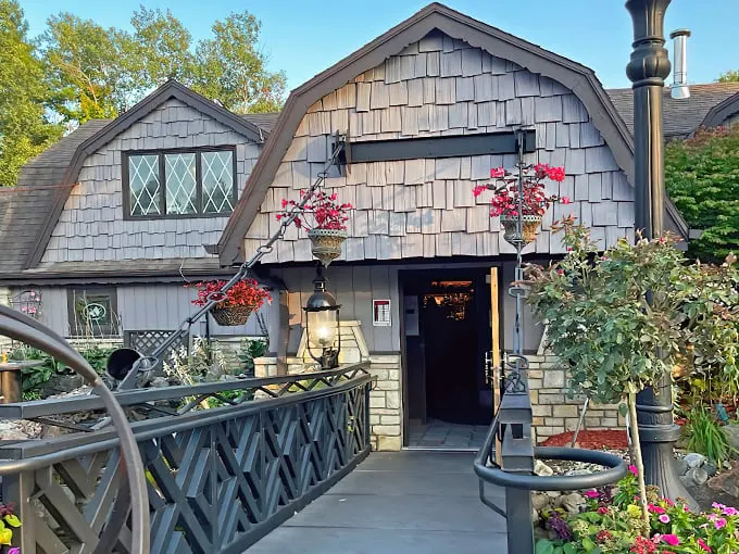 The English Inn 1