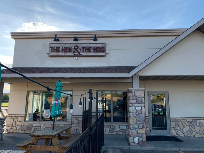 The Hen & The Hog 1