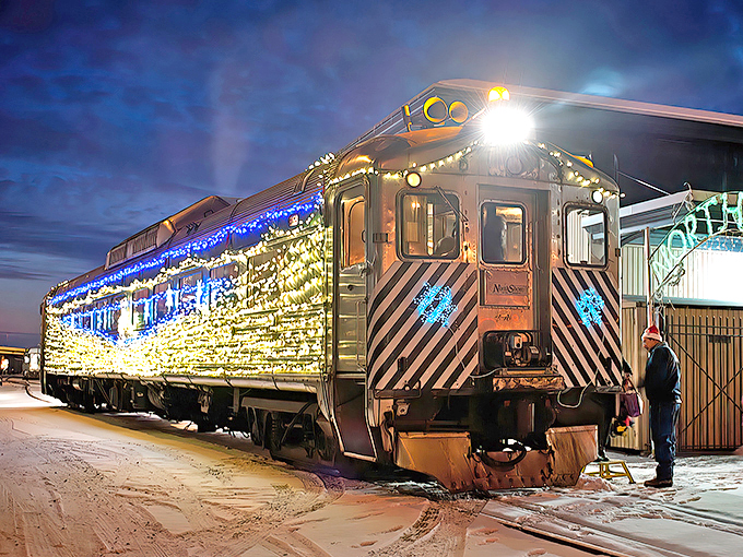 The North Shore Scenic Railroad 6