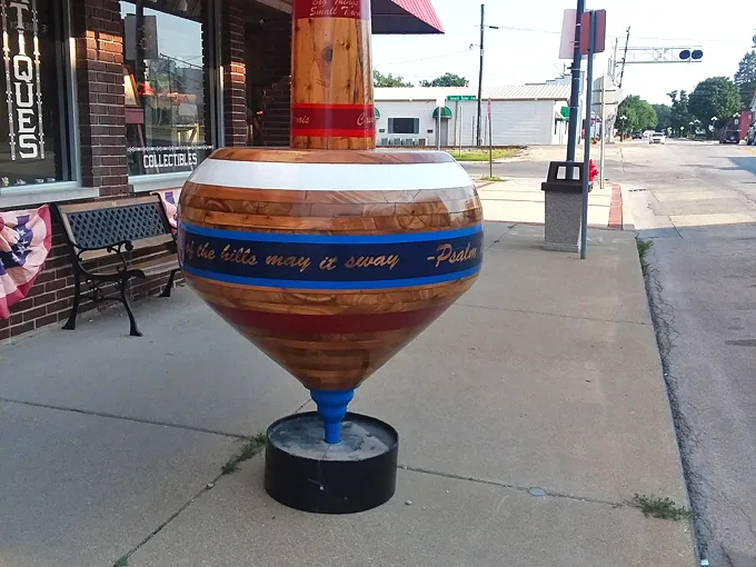The World's Largest Mailbox 8
