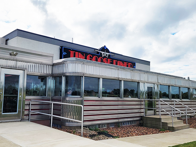 Tin Goose Diner 1