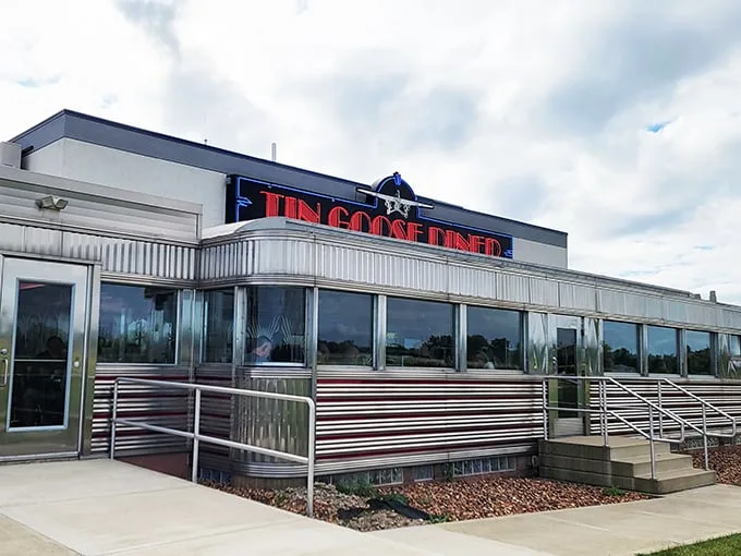 Tin Goose Diner 1