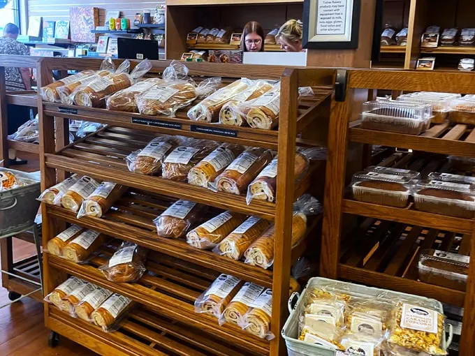 Tobie's Restaurant & Bakery 3
