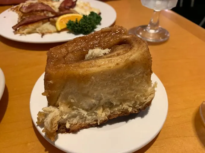 Tobie’s Restaurant & Bakery 3