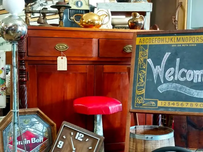 Treasures-n-Tiques 3