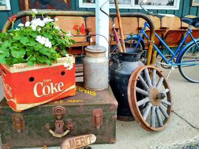 Treasures-n-Tiques 7