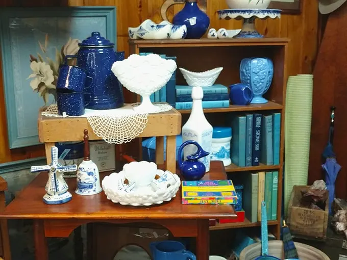 Treasures-n-Tiques 9