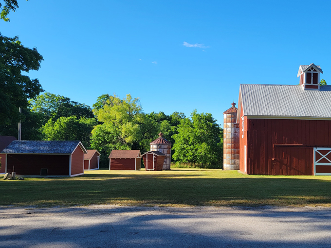 Treat Farm Trail 3