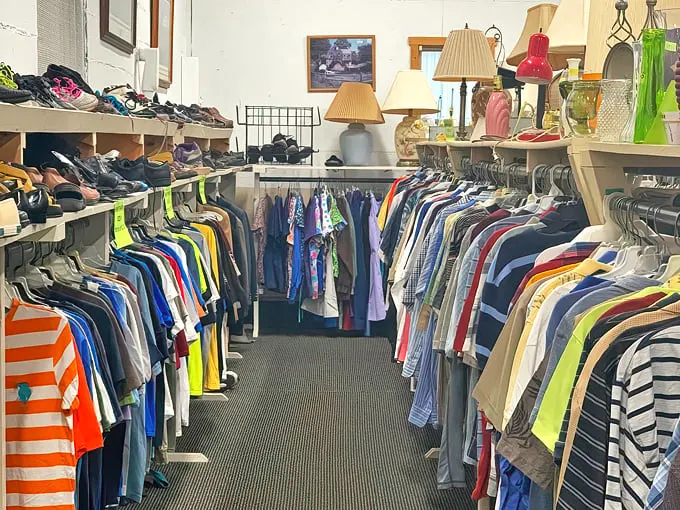 Tusen Tack Thrift Store 2