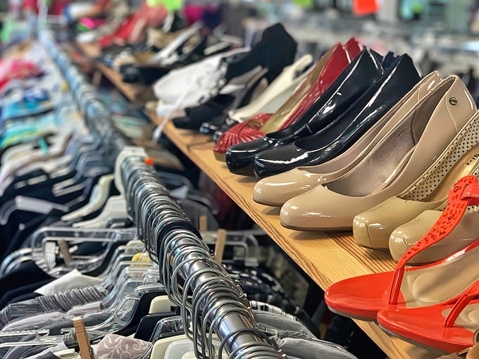 Tusen Tack Thrift Store 5