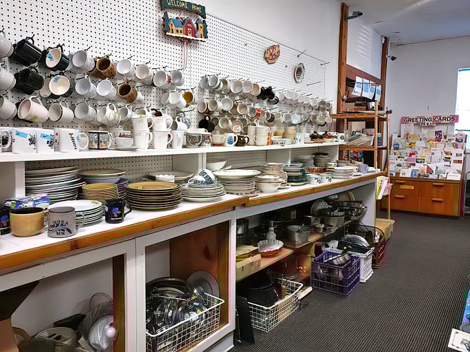 Tusen Tack Thrift Store 6