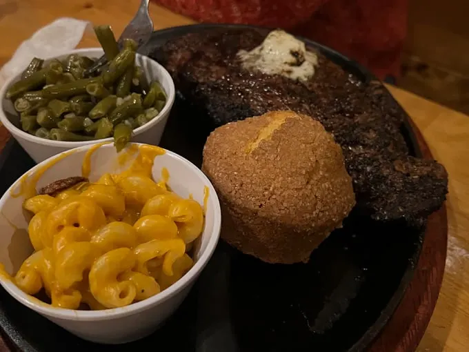 Uncle Bo's Slow-N-Low BBQ 4