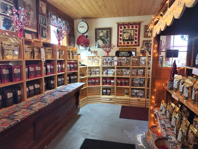 Uncle Tom’s Candy Store 3