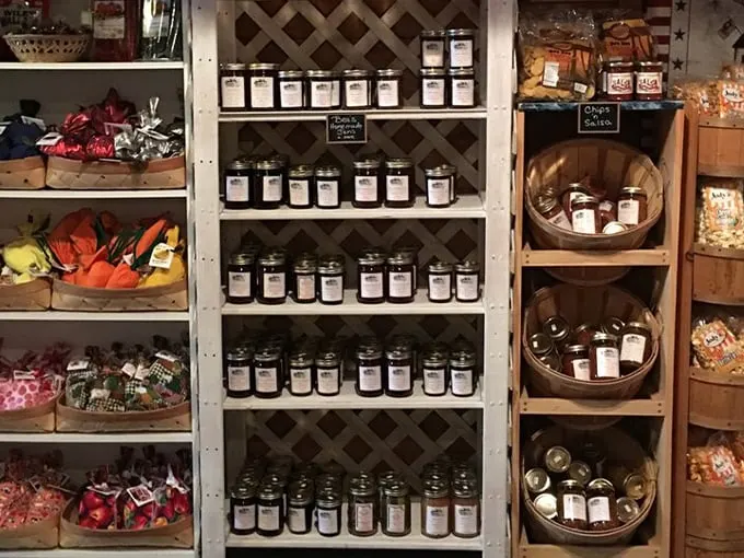 Uncle Tom’s Candy Store 9