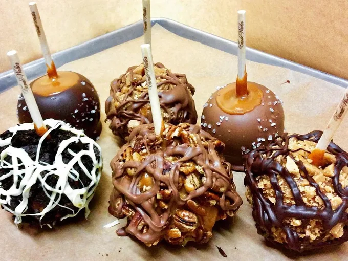 Vande Walle's Candies Inc 3