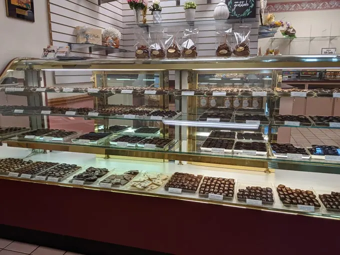 Vande Walle's Candies Inc 7
