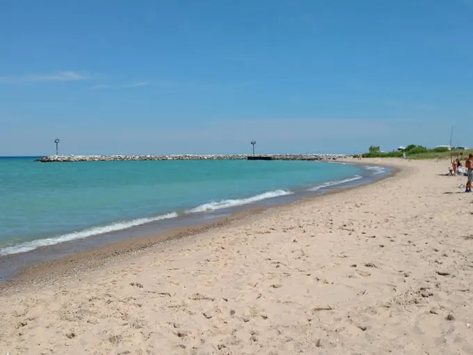 Van’s Beach (Leland)