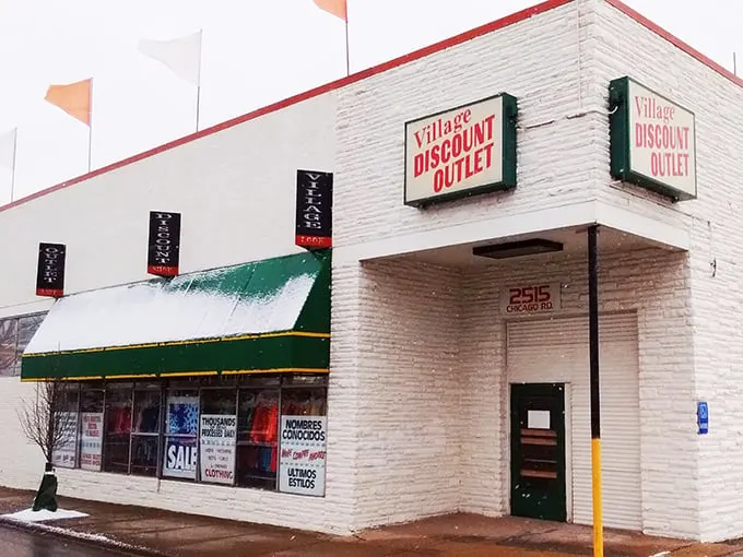 Village Discount Outlet 1
