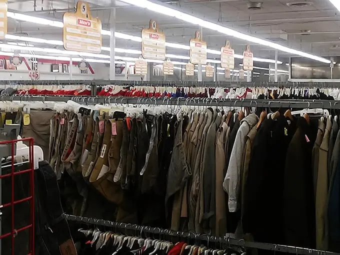 Village Discount Outlet 8