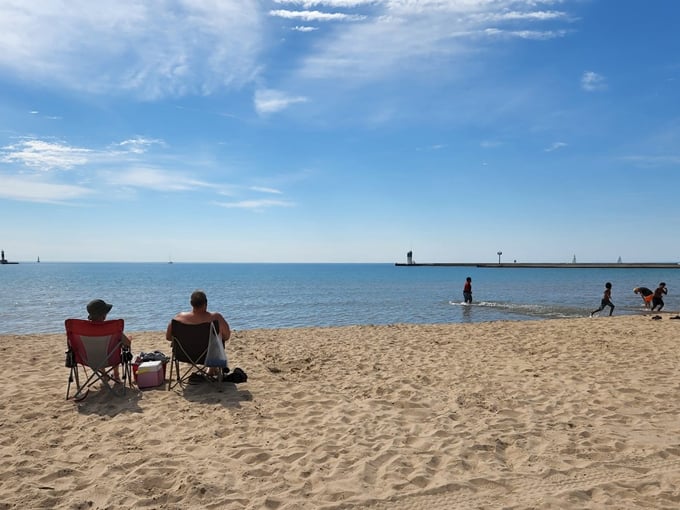 Waukegan Municipal Beach 4